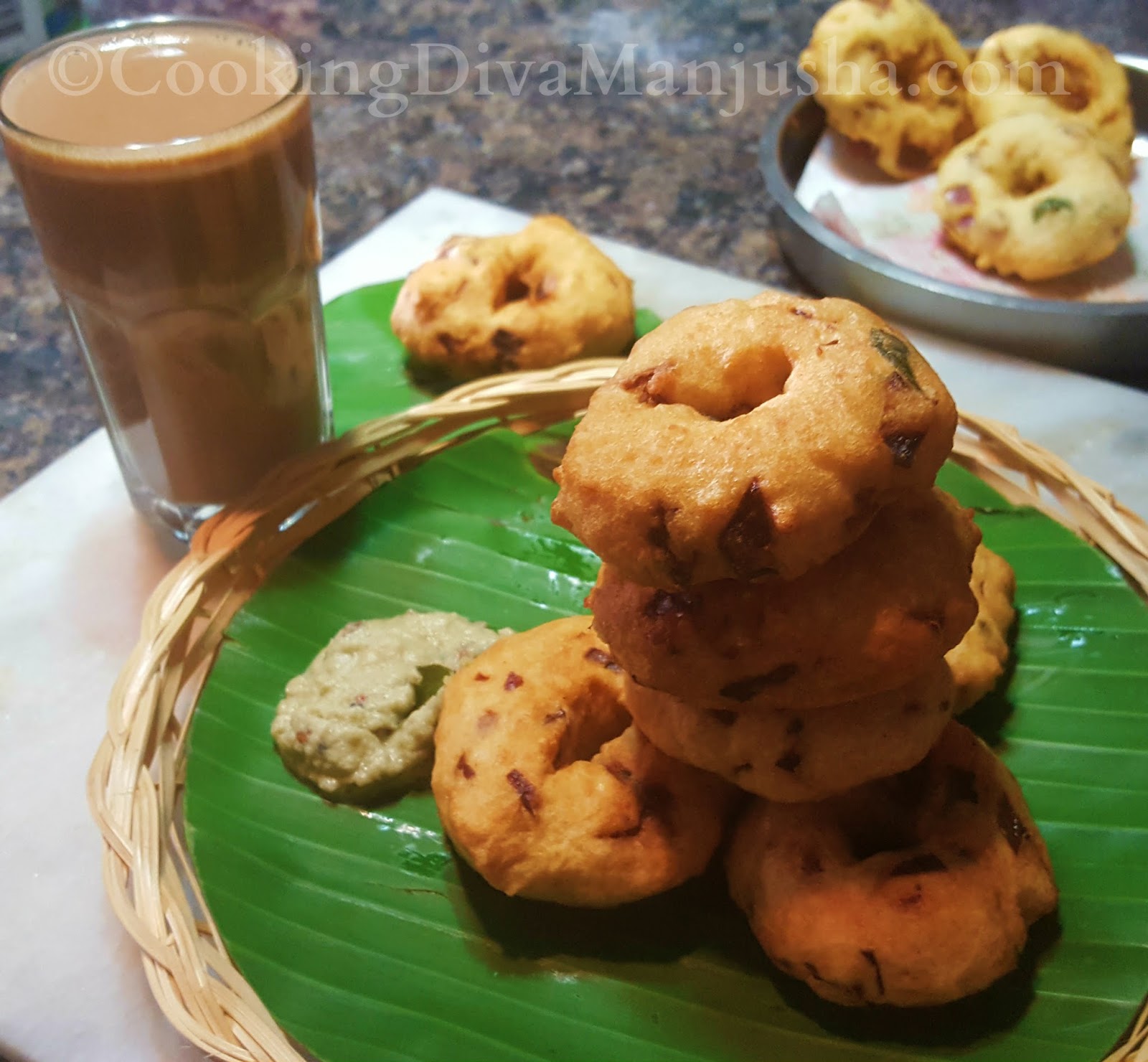Uzhunnu Vada|Medu Vada Kerala style|Split black lentil fritters