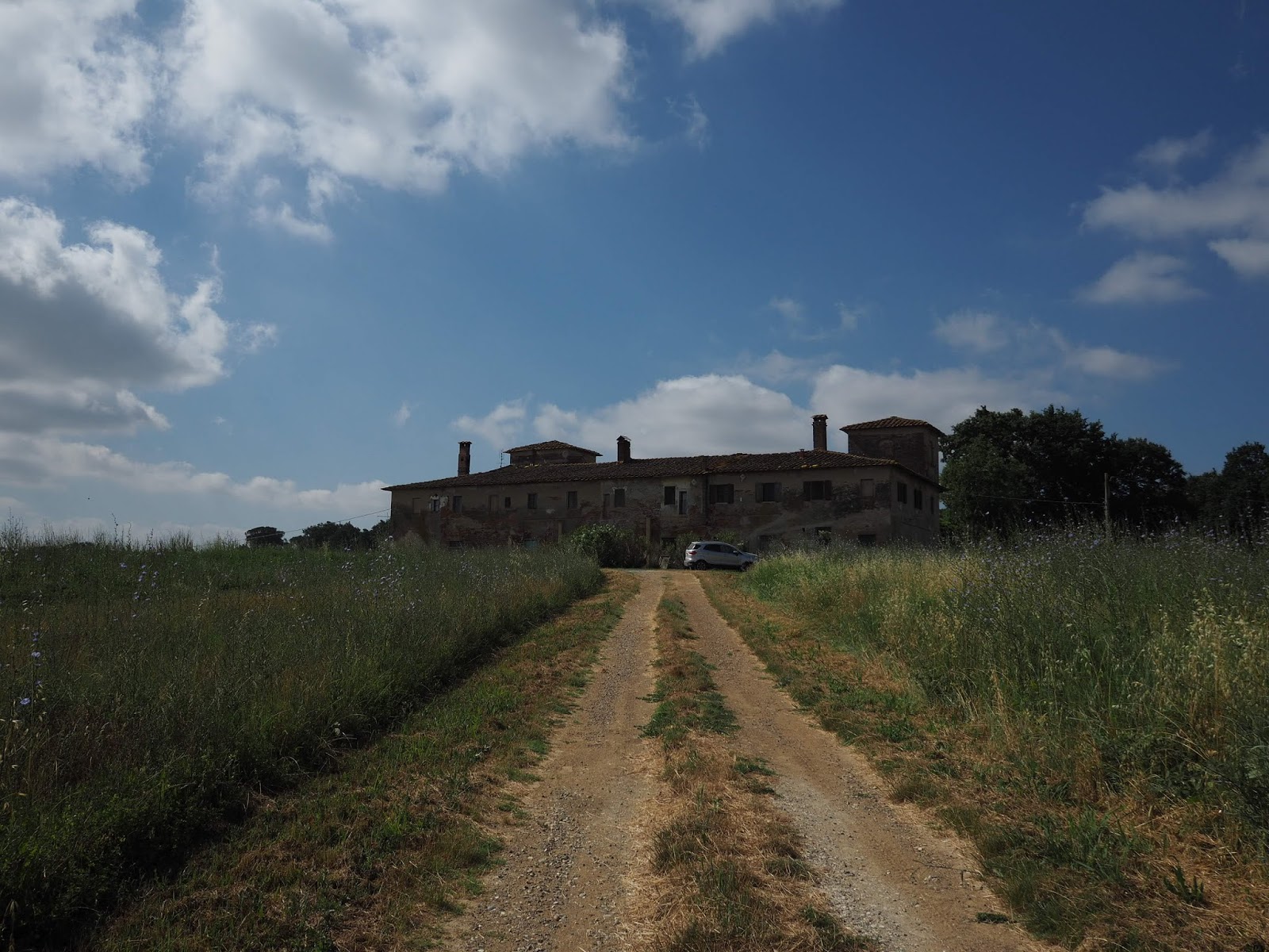 girovagando: CAMUGLIANO DI PONSACCO