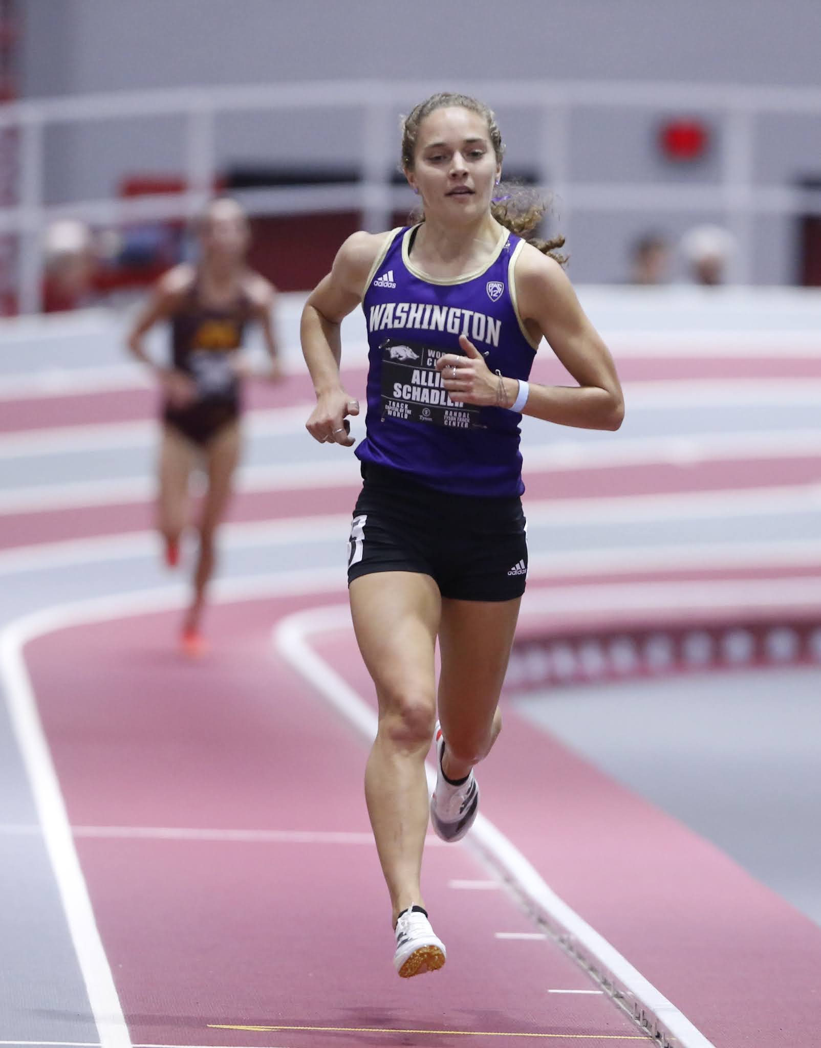 Lake Stevens native Taylor Roe runs (way) early world leading mark in ...
