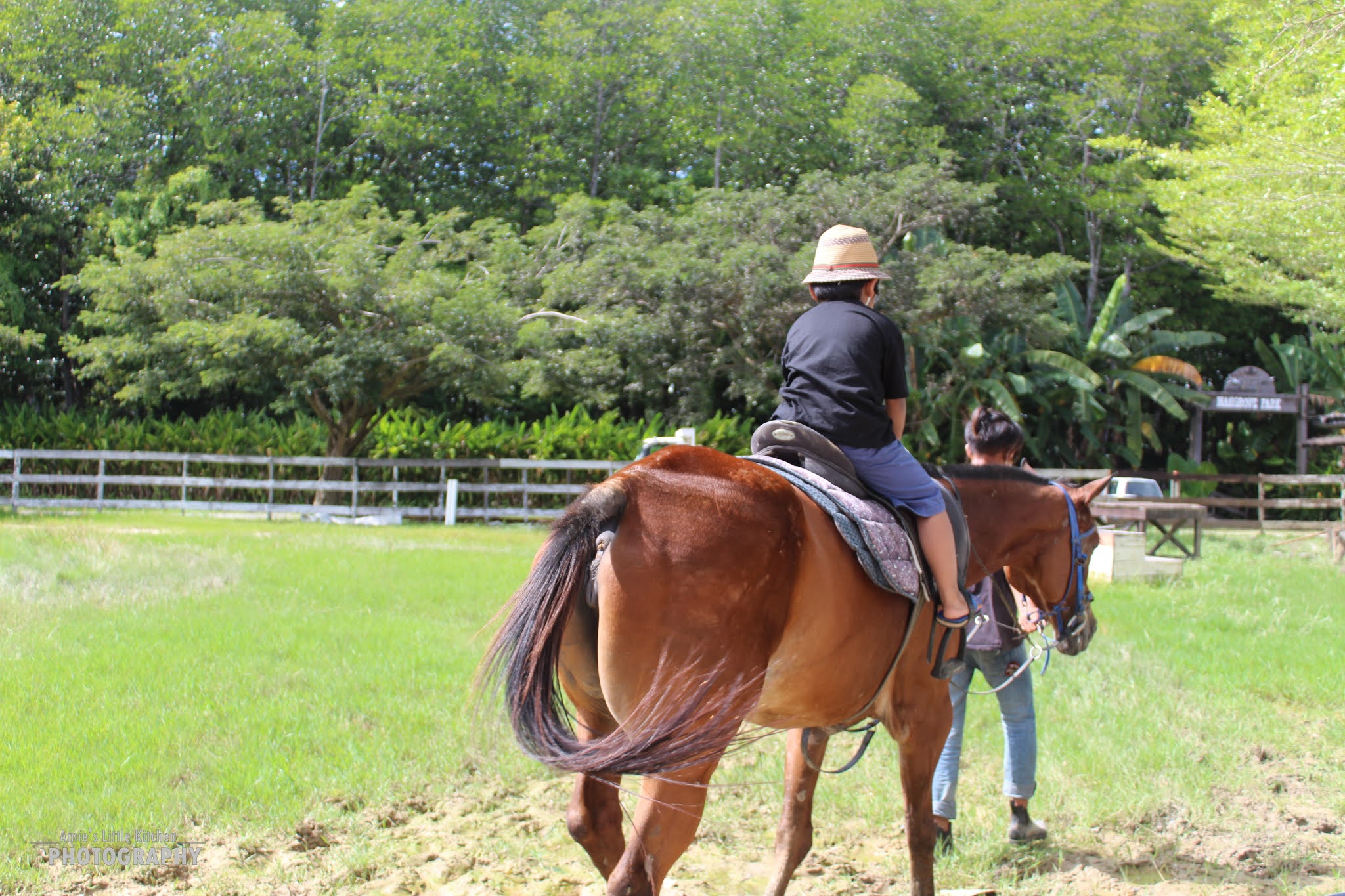 Firdaus Naik Kuda di Sabandar Cowboy Town - Amie's Little Kitchen