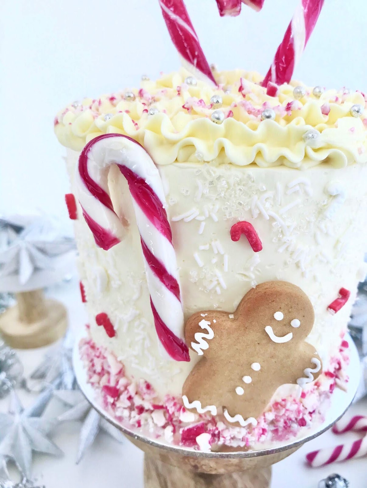 Christmas Candy Cane Cake