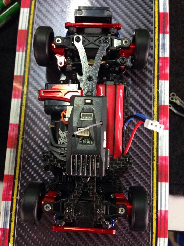 mini maniaX: Atomic RC AMZ 4WD Mini-Z-sized kit (refresh)