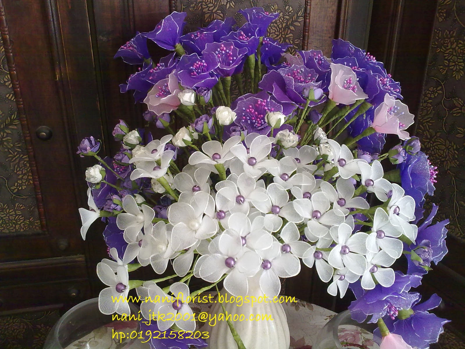 Nani Florist: GUBAHAN BUNGA DULANG HANTARAN PURPLE WHITE PINK