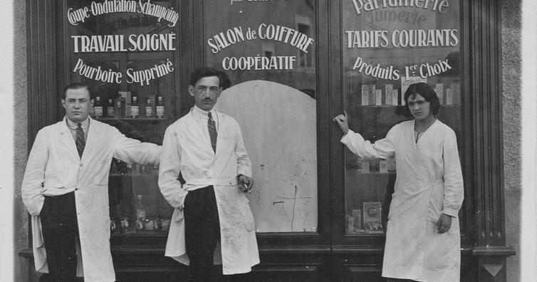 Amazing Vintage Photographs of a French Hair Salon in the 1920s ...