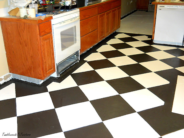 Tumbleweeds to Twisters: Distressed and Checkered..