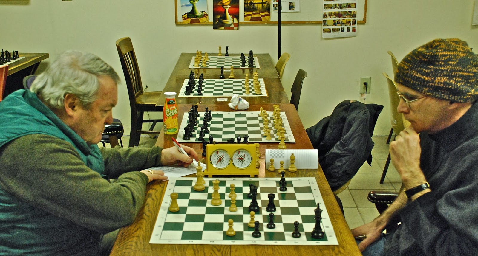 Boylston Chess Club Weblog: BCC GAME 80 // 20 STAR PLAYERS // 2 ...
