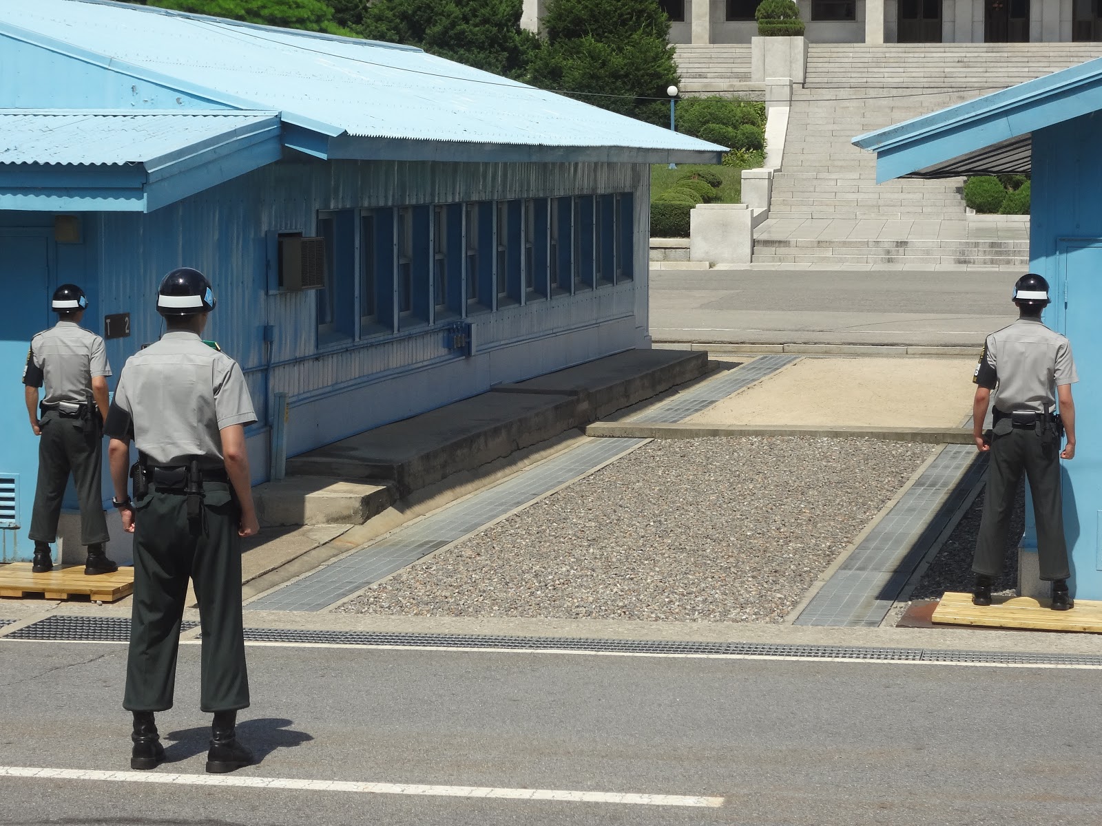 ARNABlog: DMZ: Joint Security Area