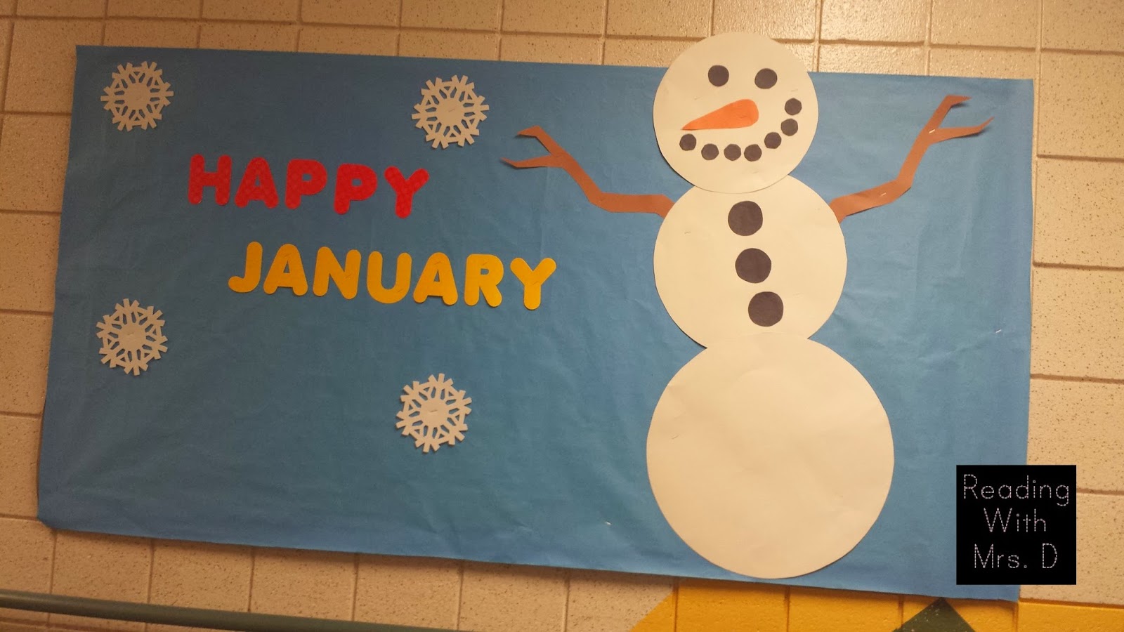 Reading with Mrs. D: New Years Bulletin Boards around the school 2015