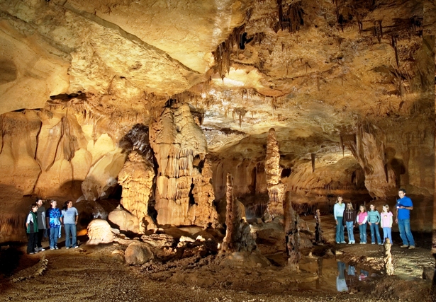 GOING ON ADVENTURES: Texas caves worth a visit