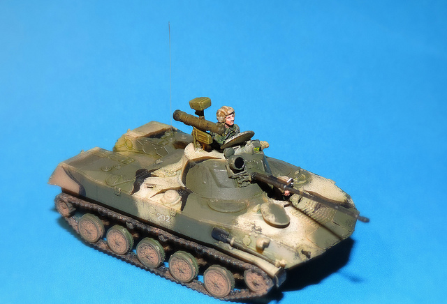 BEN'S SOLDIERS: 1/72 BMD-2
