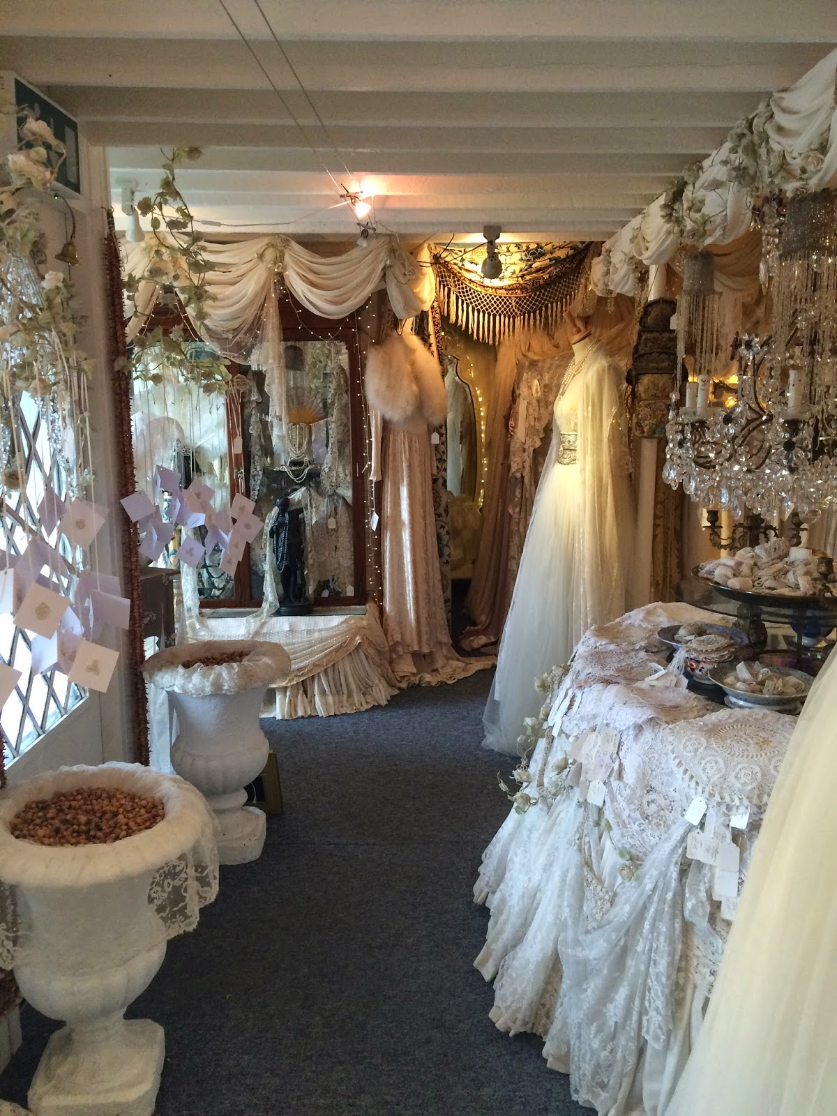 Rosemary Cathcart Antique Lace and Vintage Fashion: Sheelin Lace Shop
