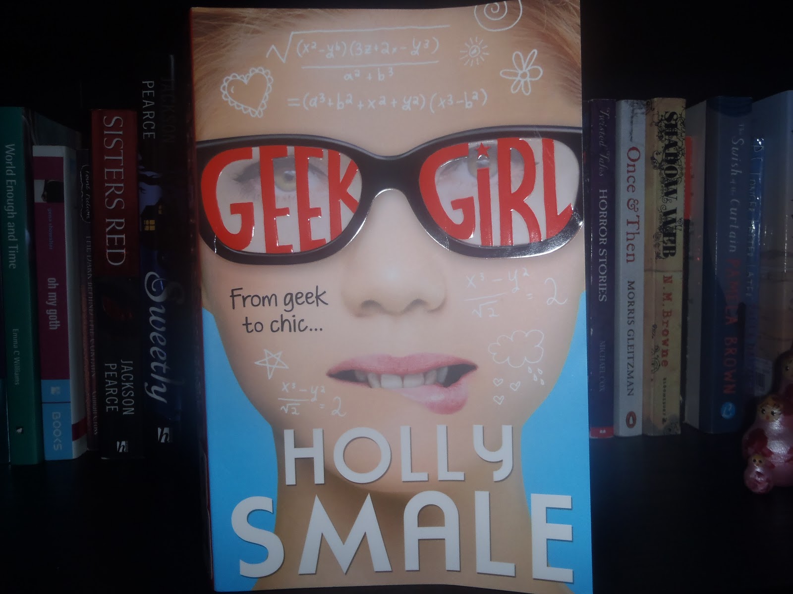 Bonkers Bookaholic: Review - Geek Girl (#1) by Holly Smale and Read-a ...