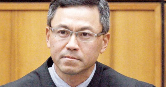 Views From The Edge: Judge expands travel ban's "family' to include ...