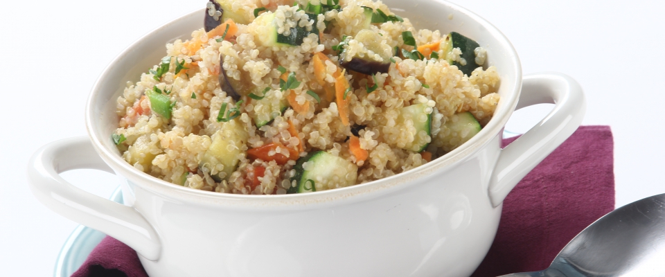 OKAY HEALTHY: RECEITA | QUINOA COM LEGUMES