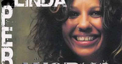 CRUZANDO EL UNIVERSO...: Linda Perry
