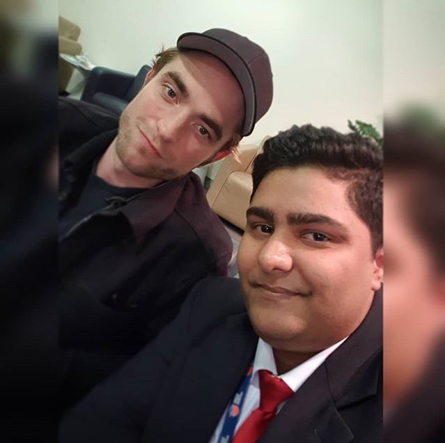 All About Robsten: Nuove fan foto di Robert a Parigi- 1 Giugno