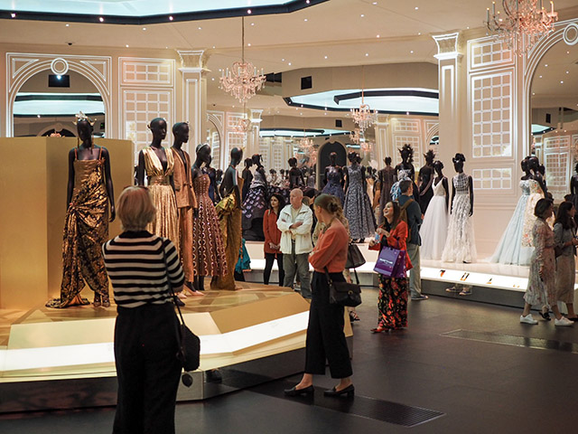 One final look at The Dior Exhibit in London – Emily Jane Johnston