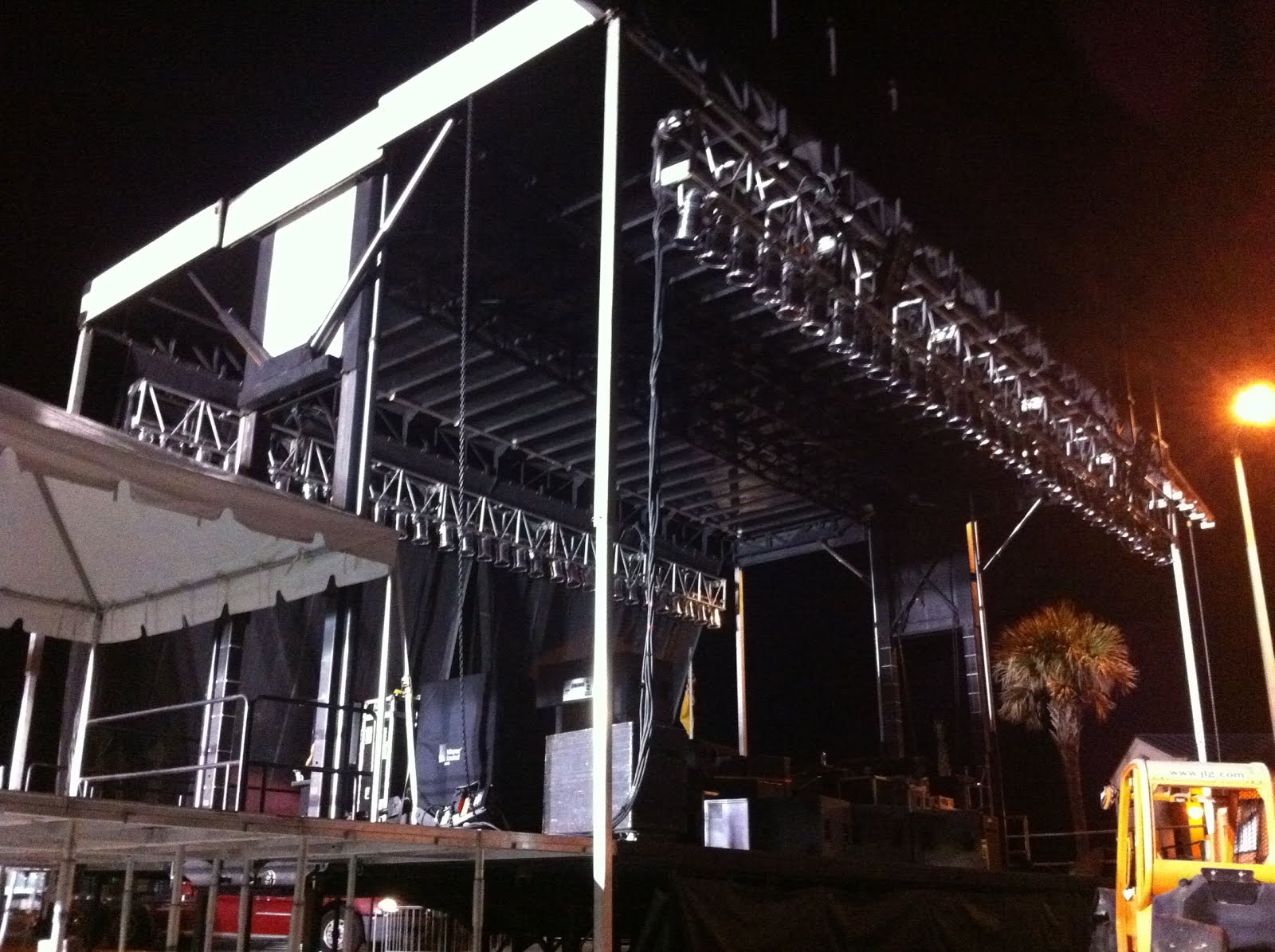 MB Pro Sound and Staging: Street Event!