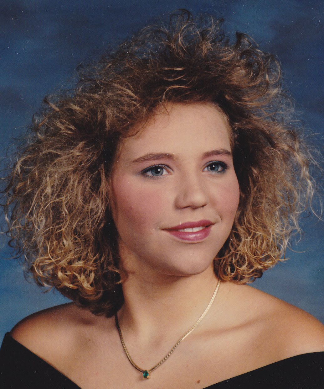 Barry's Genealogy Diary: APRIL "SUSAN" FARMER DILLARD OBITUARY