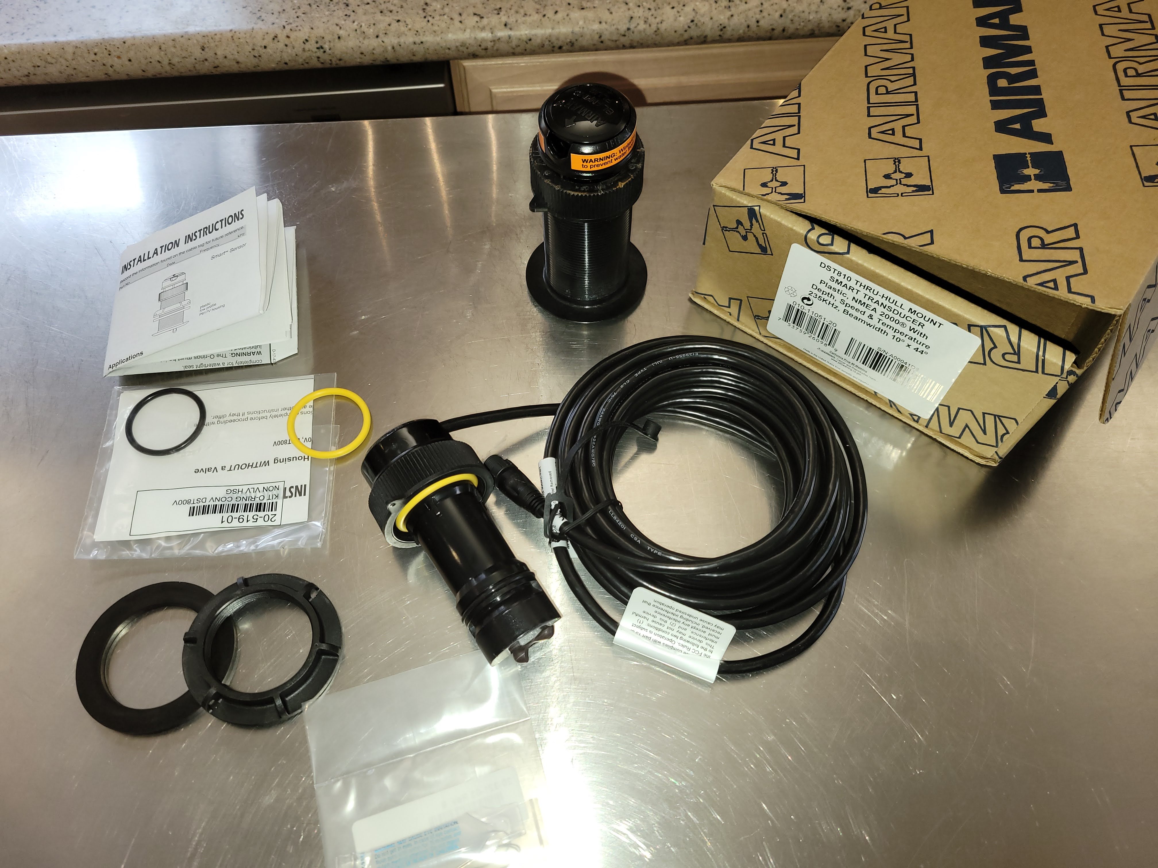 Eximius - from the beginning: Installing a Garmin DST810