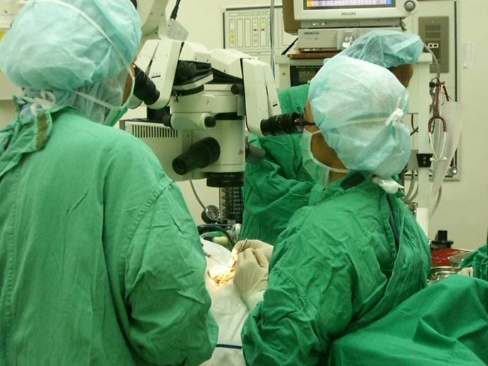 My OpToMeTRy JouRNey: PeNgaLaMaN PeRTaMa Di DaLaM BiLiK PeMBeDaHaN Mata