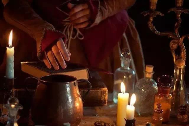 FOLLETO MENSUAL EL MAKUMBERO - Makumagazine