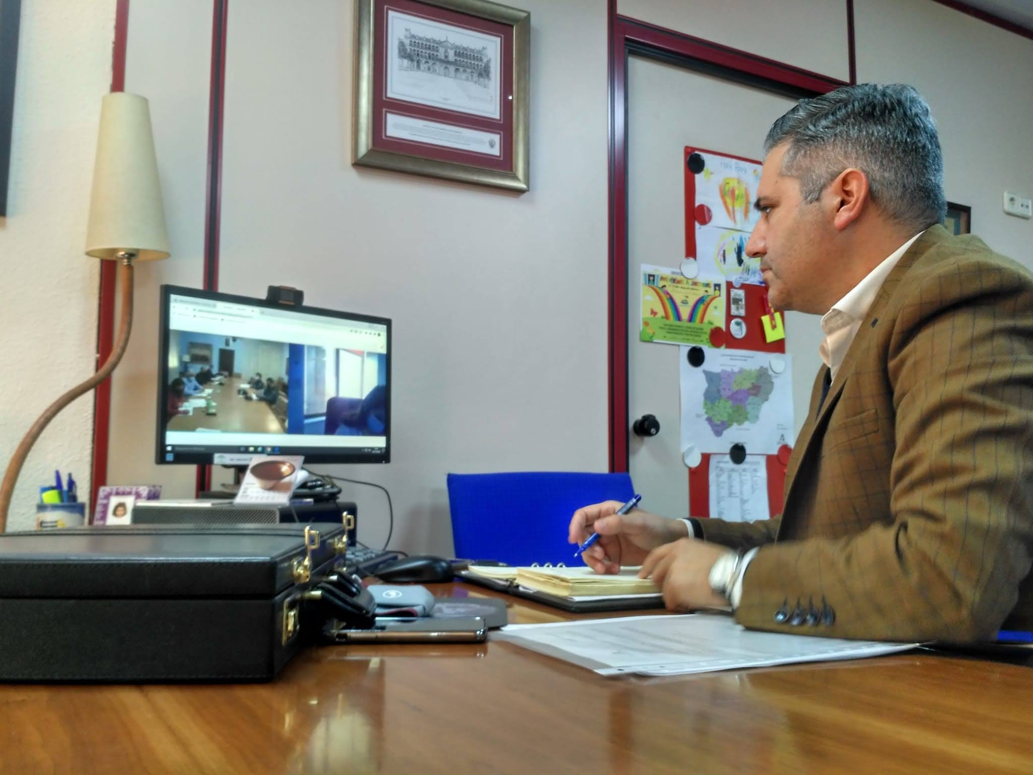 JDR. Información: El delegado de Educación participa en la Comisión de Seguimiento del Plan ...