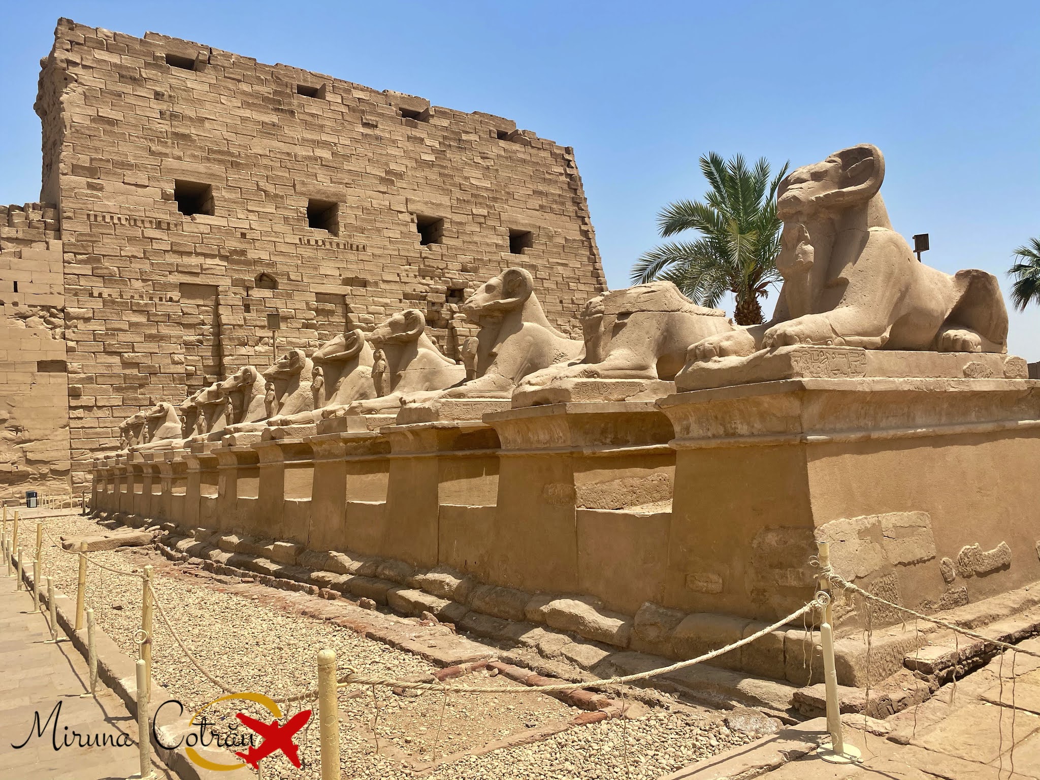 Miru's World: EGIPT: Valea Regilor, Templul lui Hathsepsut, Templul ...