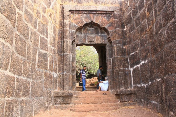 TMI: Bike Ride to Velas Beach, Ratnagiri, specially for the Turtle ...