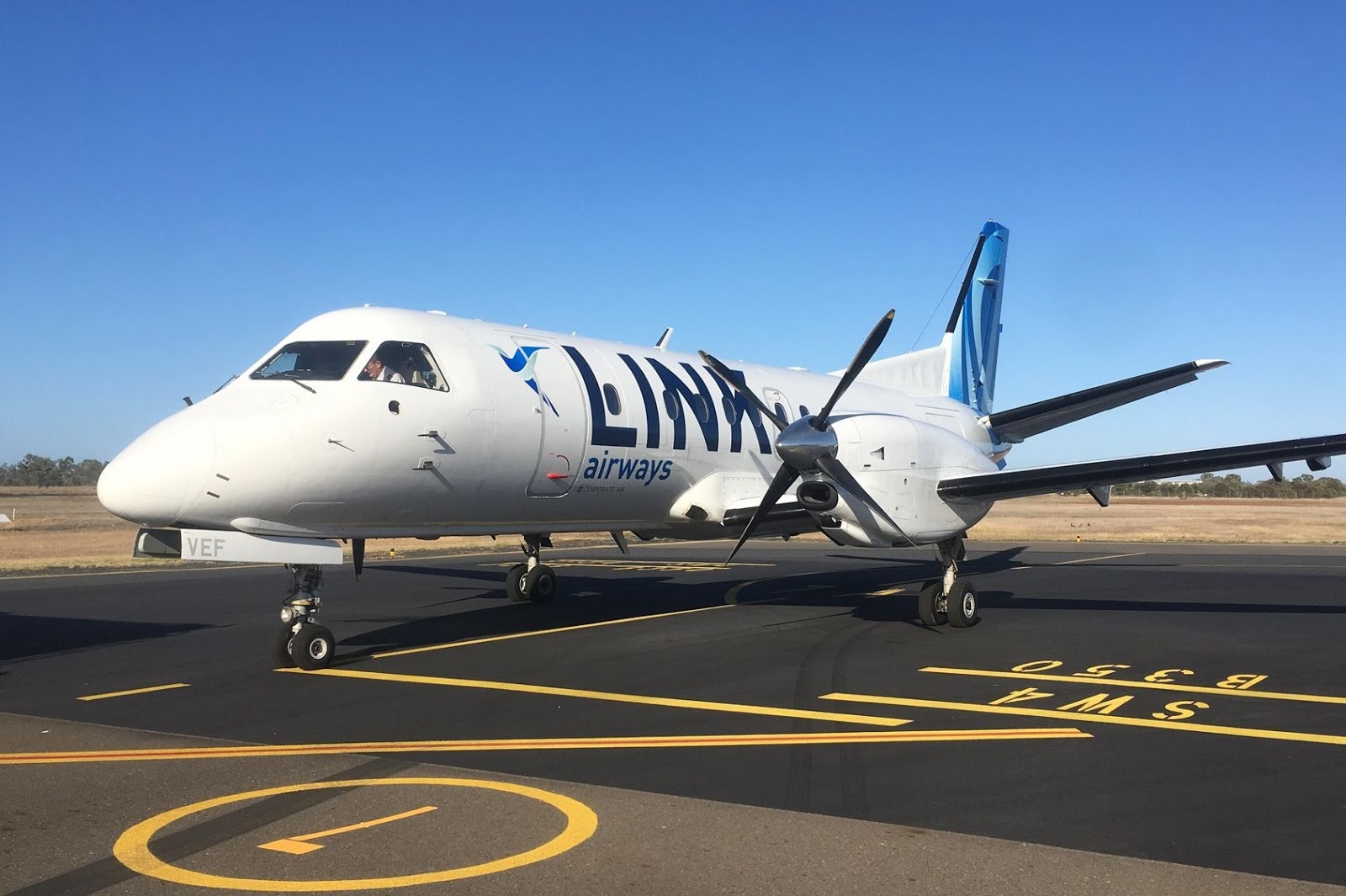 Central Queensland Plane Spotting: Link Airways (Corporate Air / Vee H ...