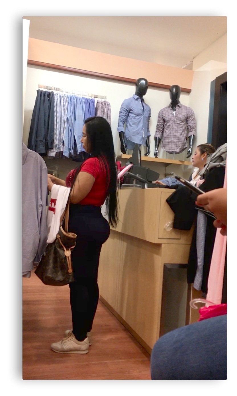 Mexicana sexy con ropa entallada caderas y trasero grande | Mujeres ...