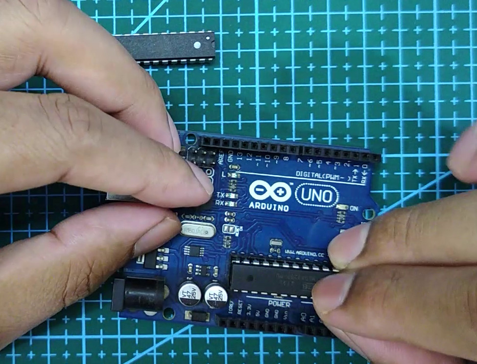 How To Bootload Atmega328p Using Two Arduino Uno Ardu