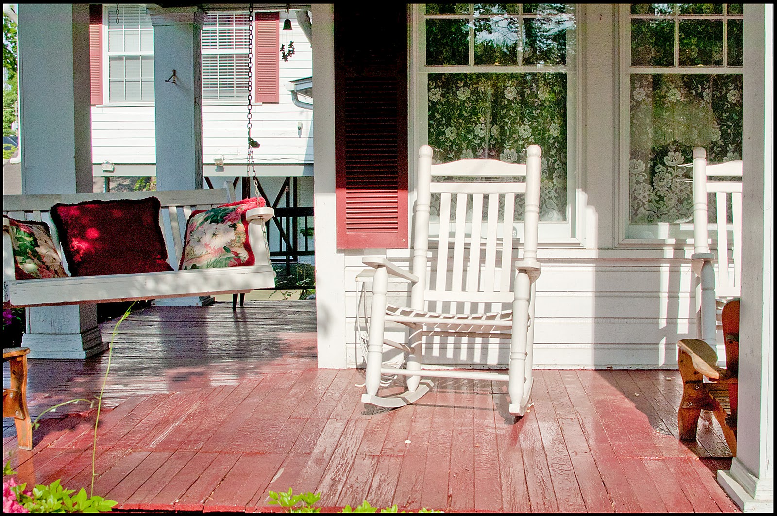 Walter Beckham's Photo Blog: Red Porch