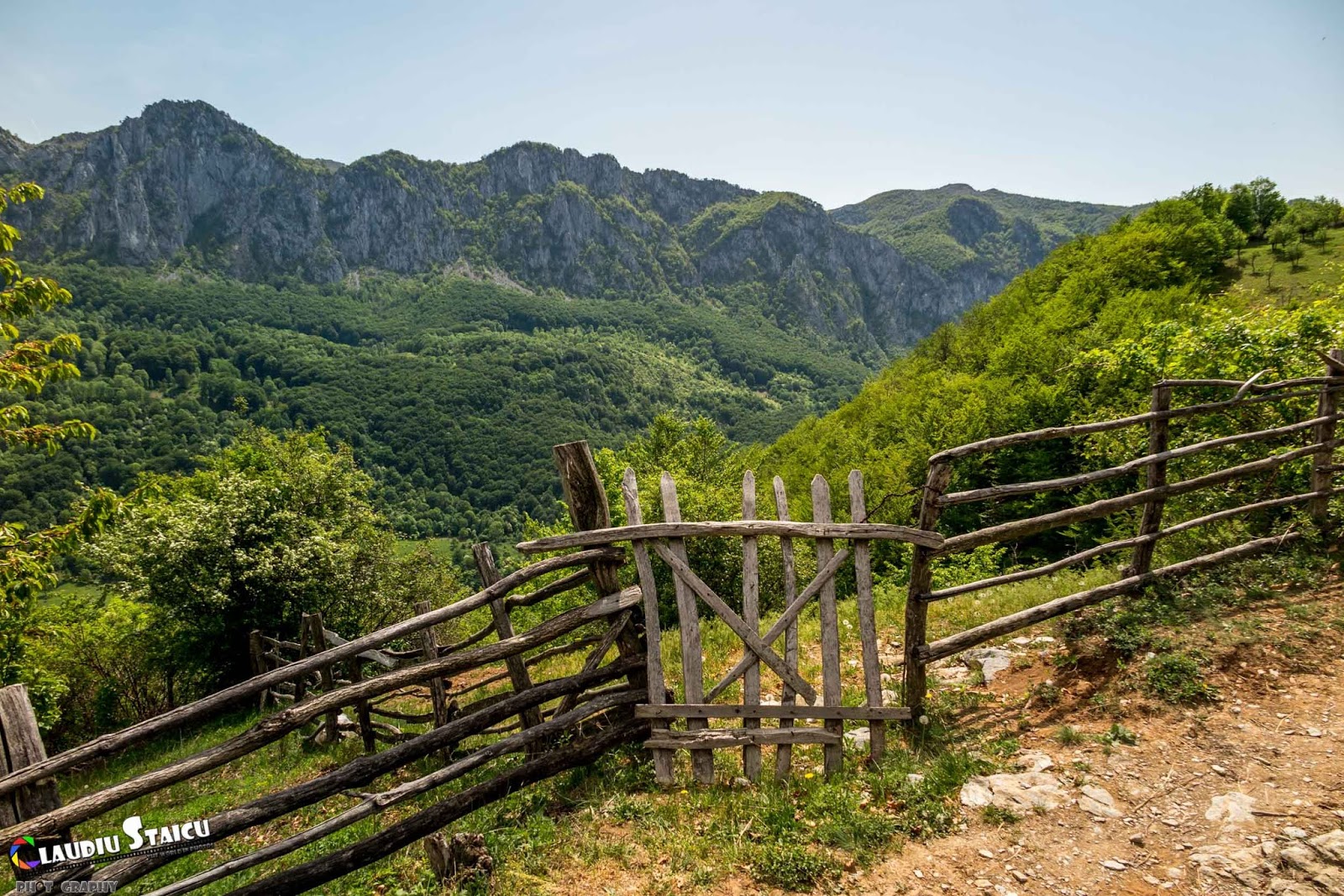 Satul Inelet - Valea Cernei