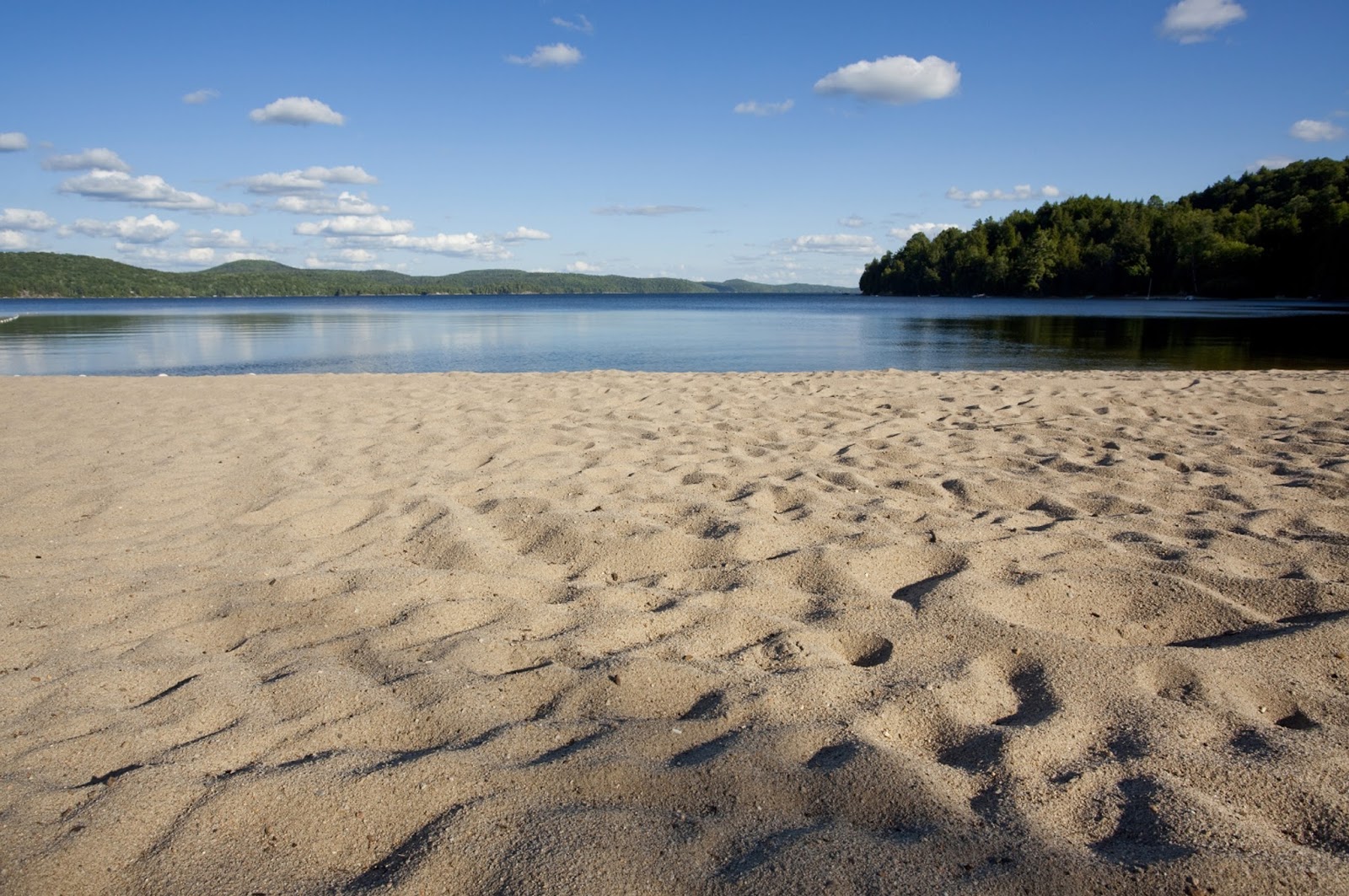 Lac Simon "One Lake - One Chance": Centre Touristique Lac-Simon: 30 ...