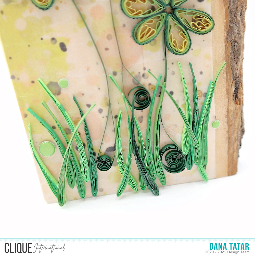 Quilled Shamrock Plank Décor - Clique International
