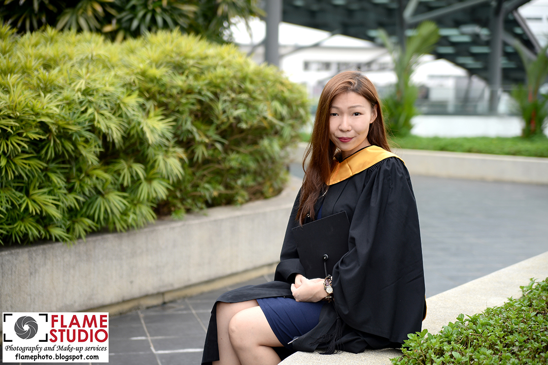 Flame Graduation Photography Studio: Graduation Convocation Family ...