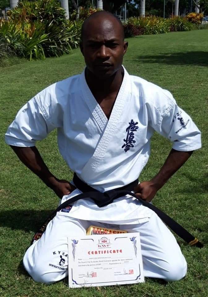 KYOKUSHIN SENSHI KARATE ANGOLA: Perfil