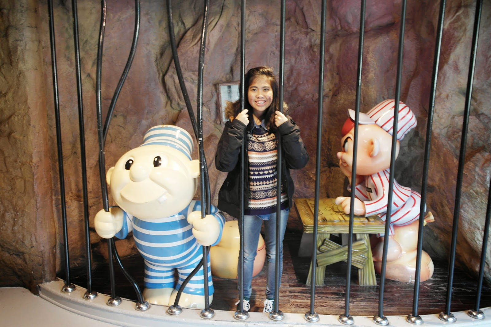 Life is a Rollercoaster: Magic Island: Lotte World