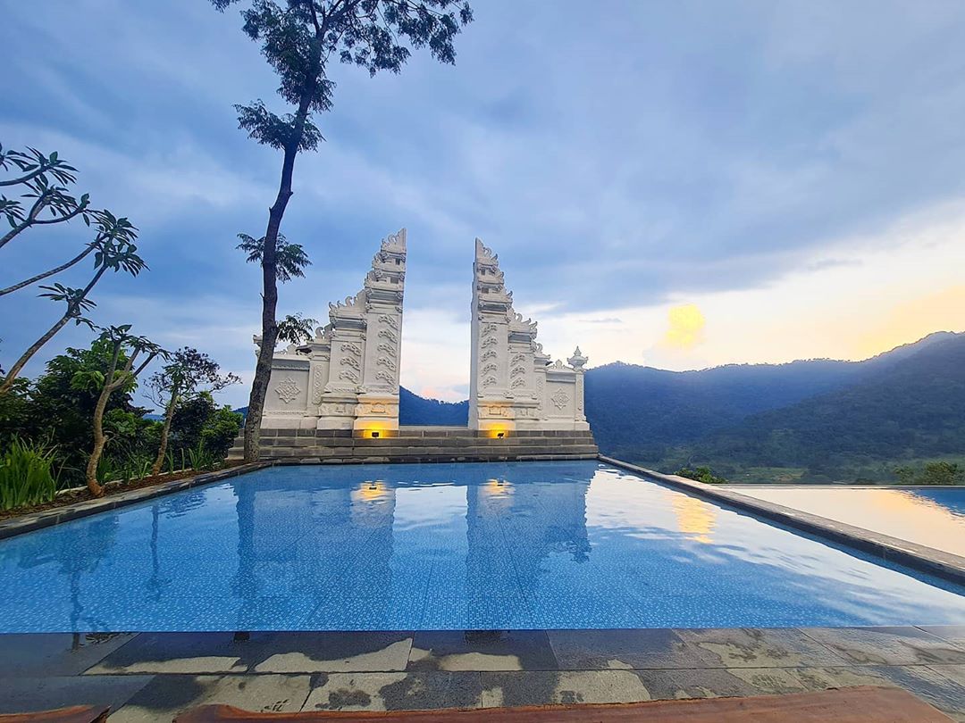 Mandapa Kirana Resort Sentul Bogor Fasilitas, Harga Tiket Masuk, Menu ...