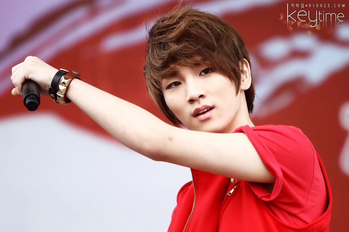 phasmofobia: mixi's korean artist march 2011