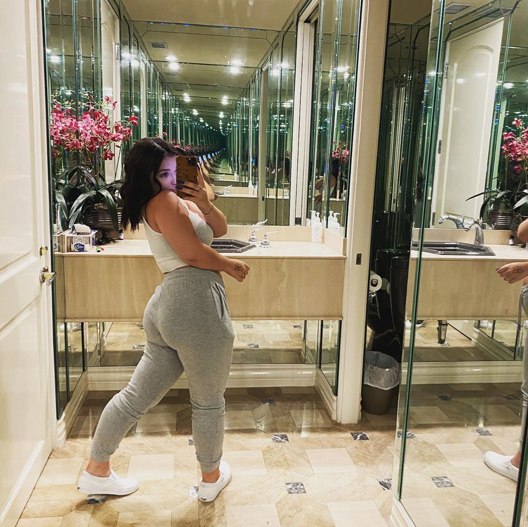 Danielle Cohn Instagram Clicks 19 Aug -2020