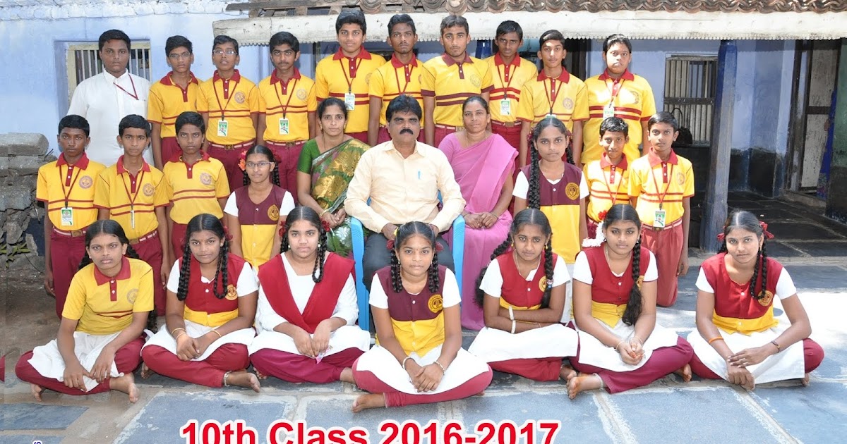 stelugutv: SIDDARDHA EM SCHOOL 10th CLASS GROUP PHOTOS BHATTIPROLU