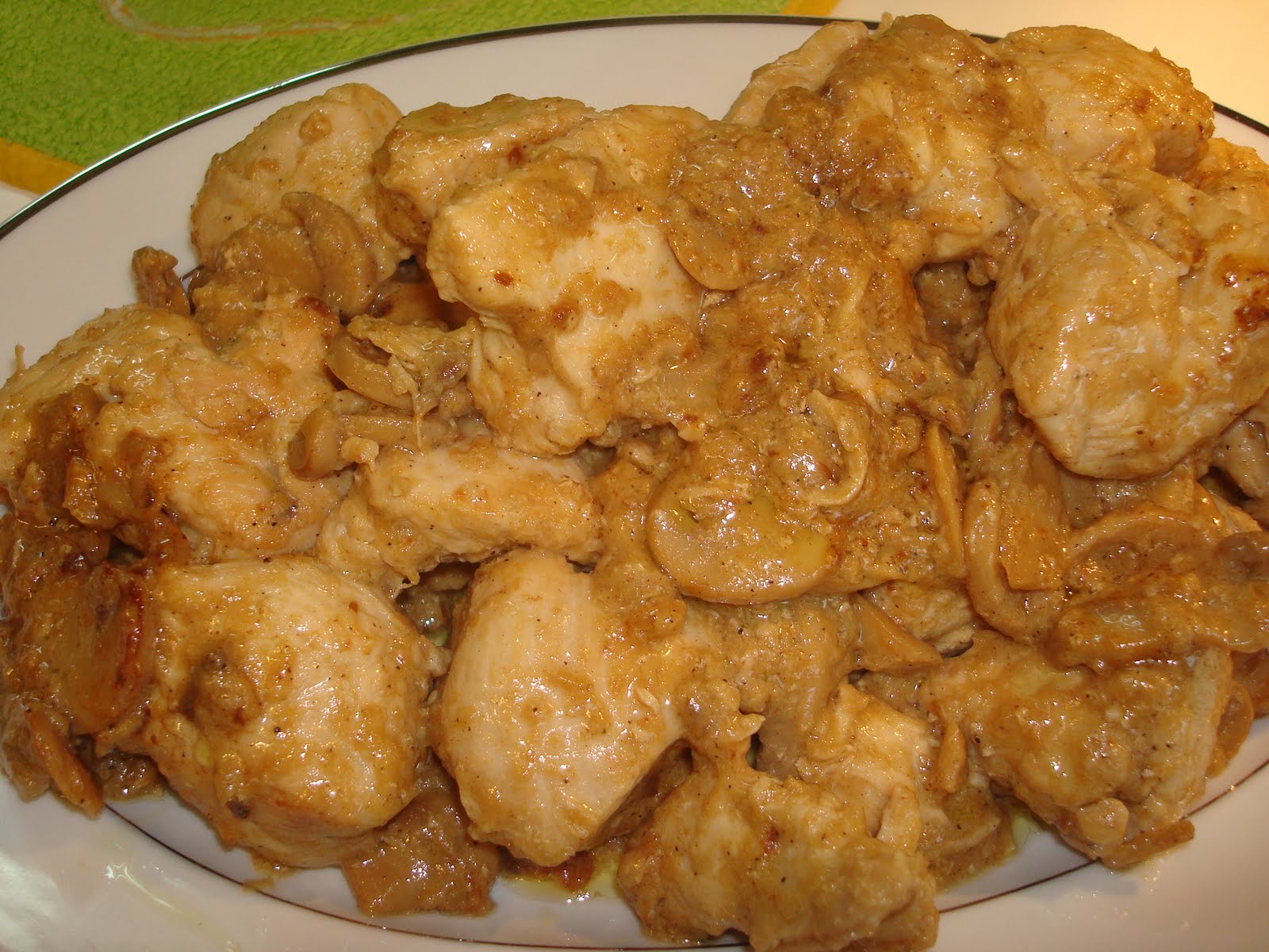 μιαμ μιαμ: ΚΟΤΟΠΟΥΛΟ ΜΕ ΚΡΕΜΑ ΓΑΛΑΚΤΟΣ ΚΑΙ ΜΟΥΣΤΑΡΔΑ