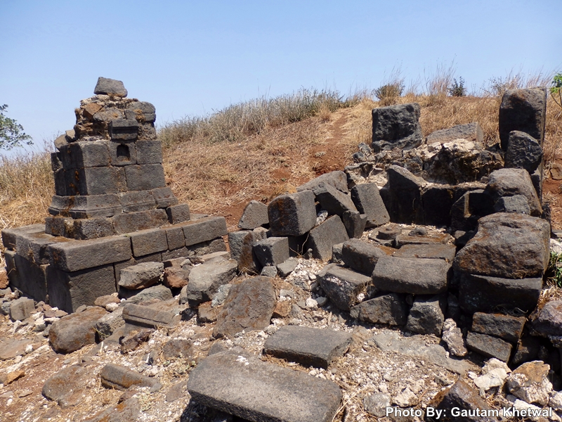 Treks around Thane and Mumbai: Jivdhan Fort Trek, Naneghat, Junnar ...