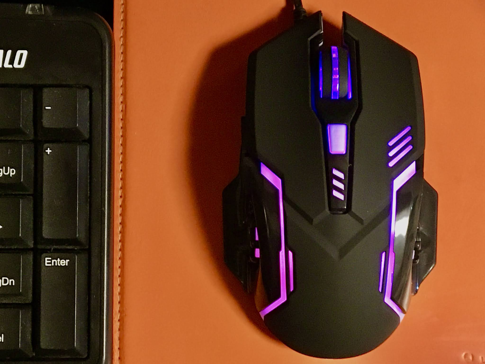 Traife365: 【100均ダイソー】ゲーマーじゃないけどゲーミングマウスを使ってみた「日常のPC作業が驚くほど快適に！」