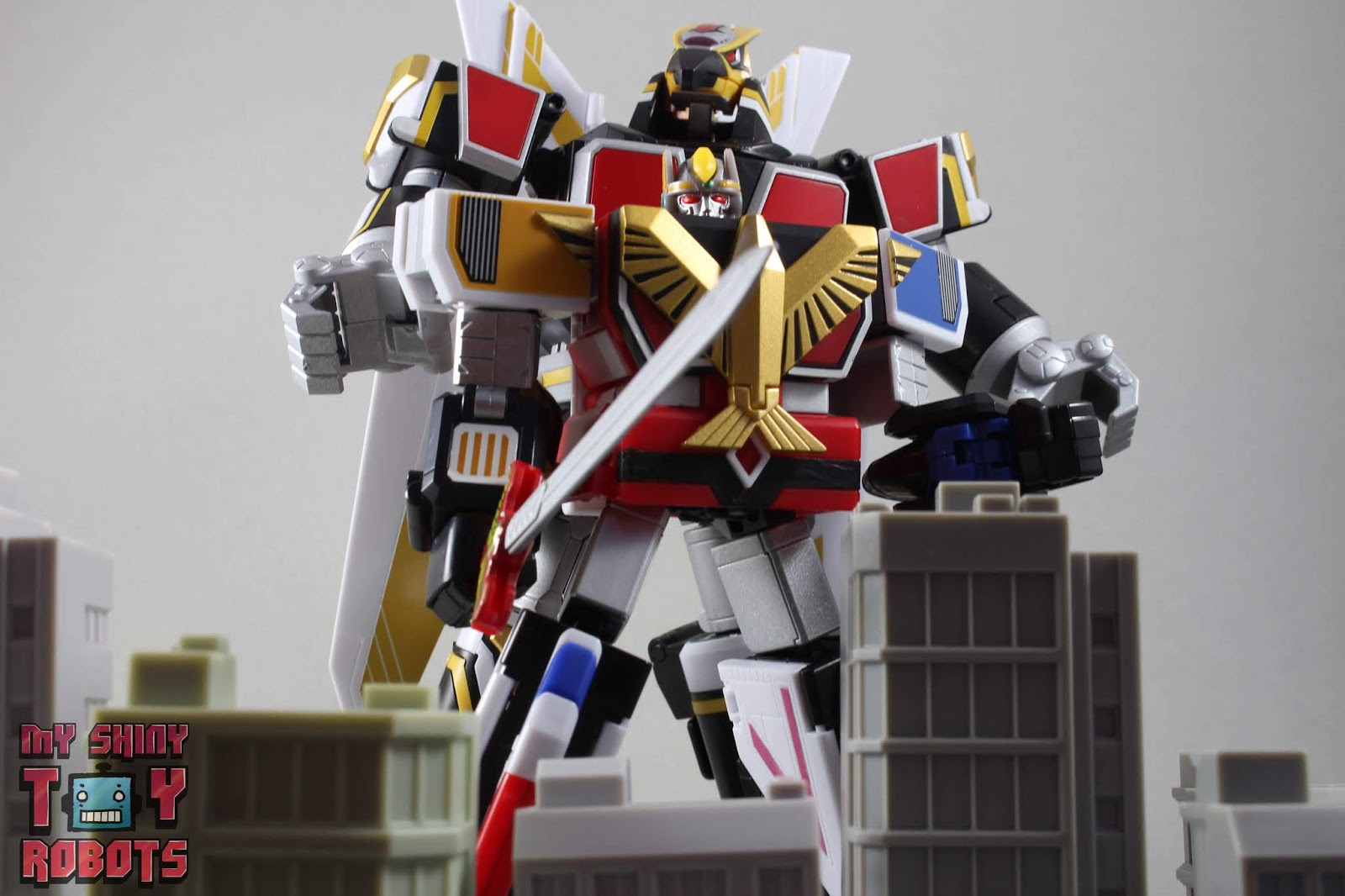 My Shiny Toy Robots: Toybox REVIEW: Super Mini-Pla Jet Garuda