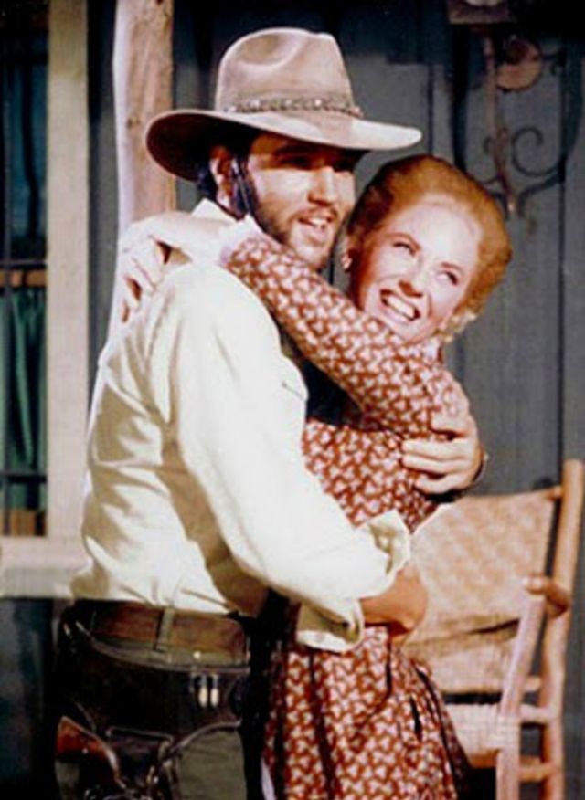 Rare Color Photographs of a Bearded Elvis Presley During Shooting for ...