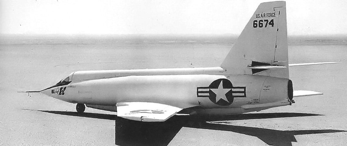 nhungdoicanh: Bell X-2 Starbuster