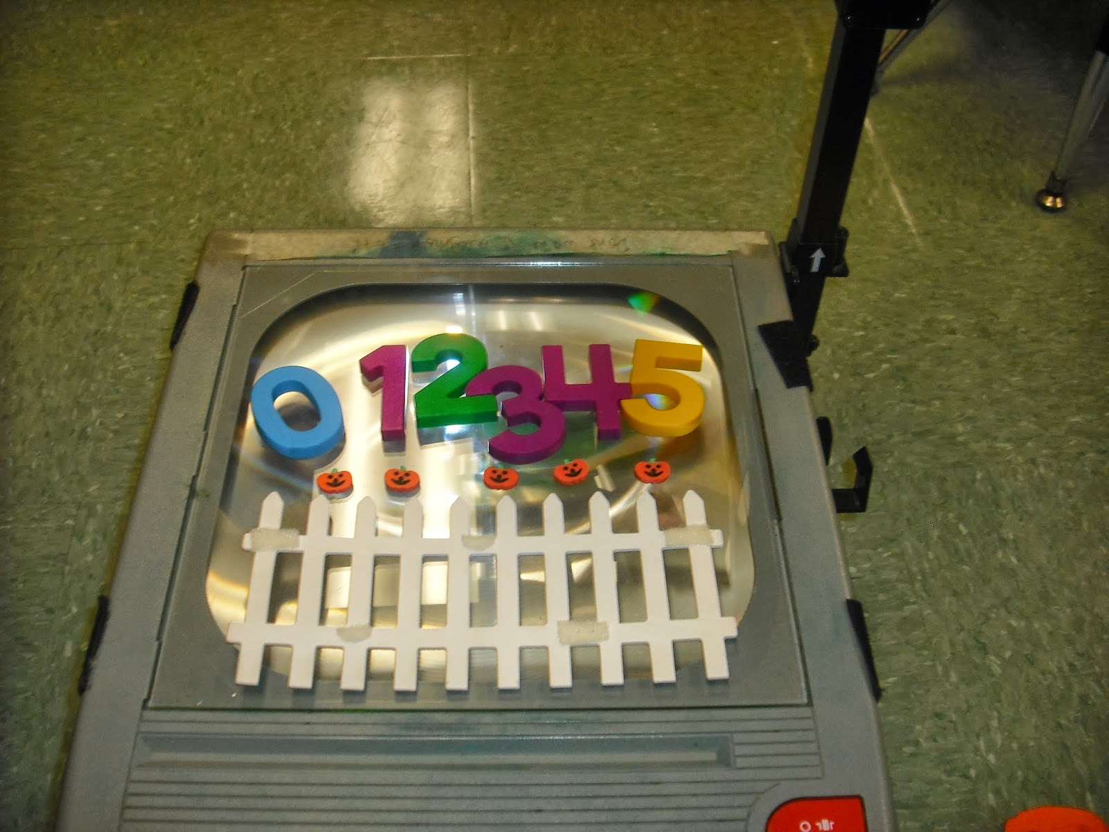 Sprinkles to Kindergarten!: 5 Little Pumpkins Interactive Song Book